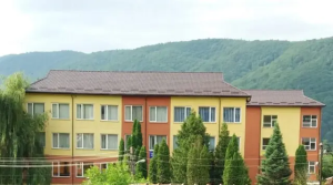 Modernizarea Școlii Gimnaziale nr. 8 din Piatra-Neamț, întârziată din ...